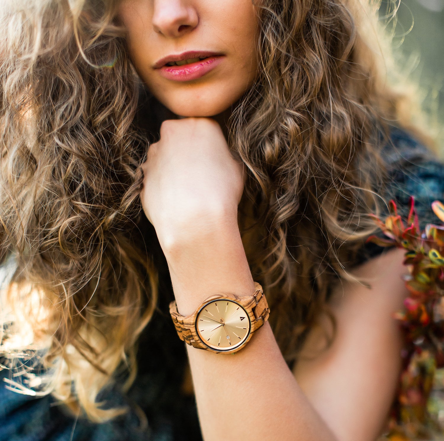 TREEHUT engraved wood watch | Brown Black | Womens Watch | Walnut ...